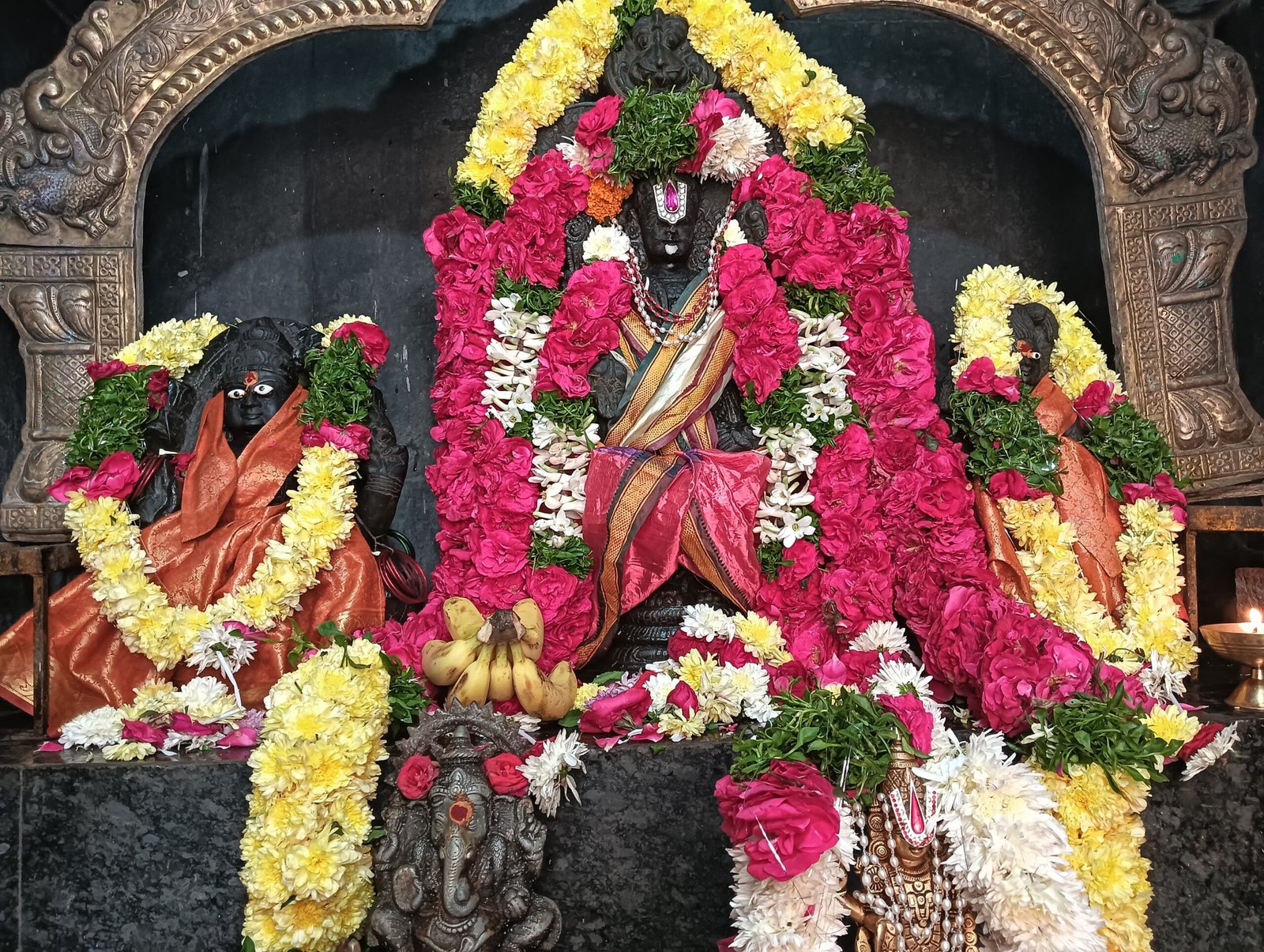Sri Alivelumanga Padmavathi Sahita Srinivasa Kshetram , Koulampet ...