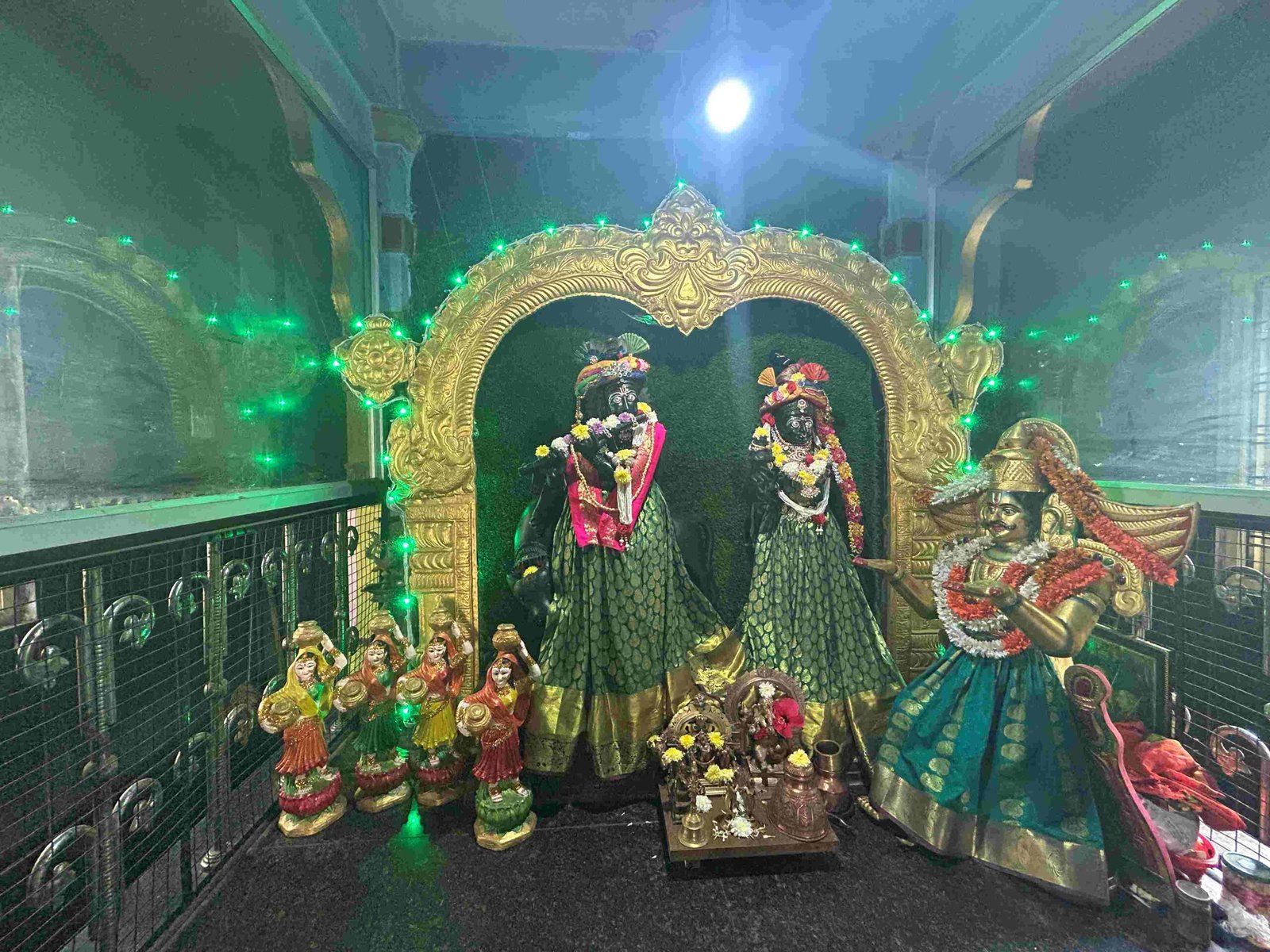 Sri MantraKoota Gopi Jana Vallabha Mandir – Krishna Temple , Ravula ...